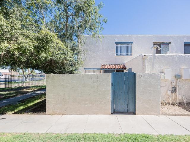 2 Bedroom Home for Rent at 5214 N 42nd Pkwy, Phoenix, AZ 85019