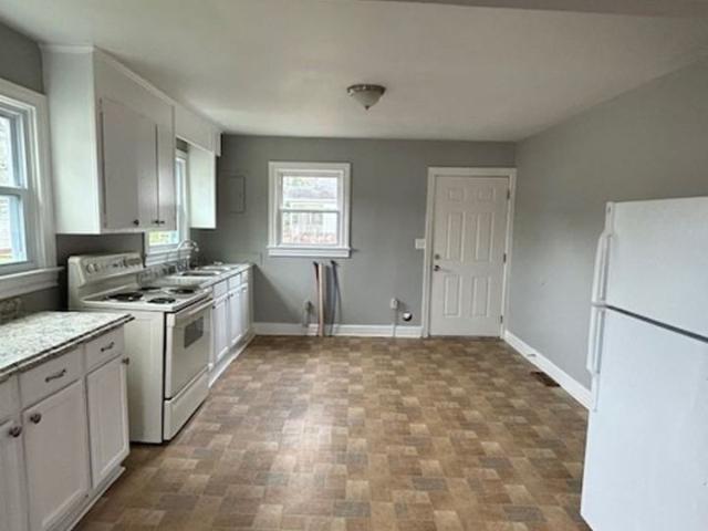 2 Bedroom Home for Rent at 521 Edgemont Ave, Greenville, SC 29617