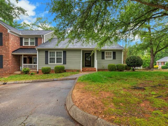 2 Bedroom Home for Rent at 529 Wentworth St #1, Mauldin, SC 29662