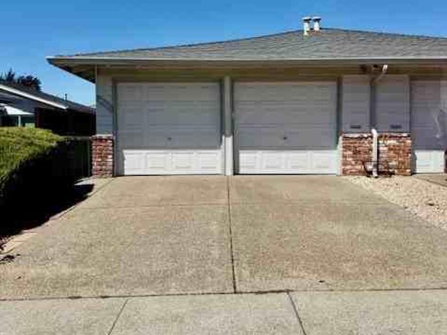 2 Bedroom Home for Rent at 5321 Park Highlands Blvd #1, Concord, CA 94521