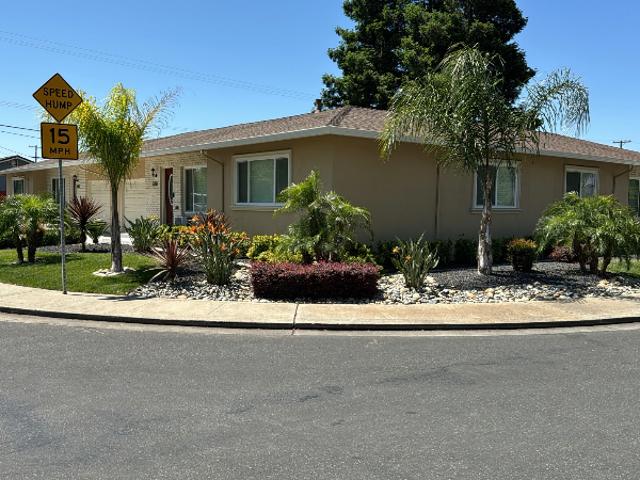 2 Bedroom Home for Rent at 5503 Ridgeway Ave, Lincoln Village, CA 95207 Lakeview