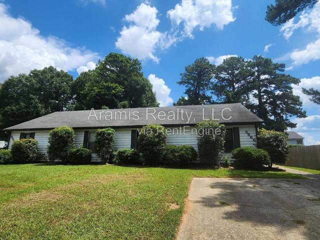 2 Bedroom Home for Rent at 5566 Windwood Rd, Atlanta, GA 30349