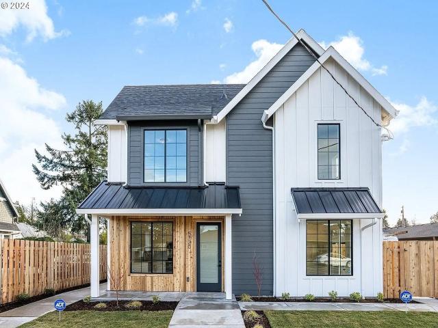 2 Bedroom Home for Rent at 5720 Se Duke St, Portland, OR 97206 Brentwood Darlington
