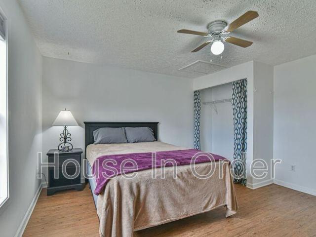 2 Bedroom Home for Rent at 580 Fairview Rd #B, Asheville, NC 28803 Oakley
