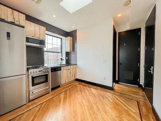2 Bedroom Home for Rent at 582 Alabama St, San Francisco, CA 94110 Mission