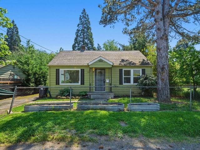 2 Bedroom Home for Rent at 6044 Se Henderson St, Portland, OR 97206 Brentwood Darlington