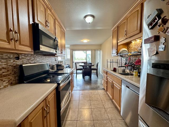 2 Bedroom Home for Rent at 6051 Canterbury Dr, Culver City, CA 90230 Fox Hills