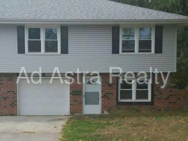 2 Bedroom Home for Rent at 6136 Long Ave, Shawnee, KS 66216