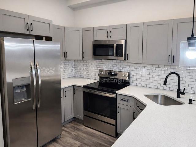 2 Bedroom Home for Rent at 623 W Oxford St #1, Philadelphia, PA 19122 North Philadelphia East