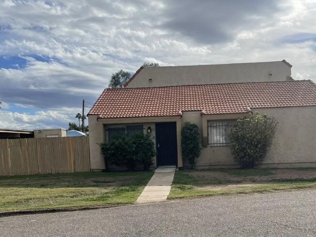2 Bedroom Home for Rent at 6316 N 47th Ave, Glendale, AZ 85301