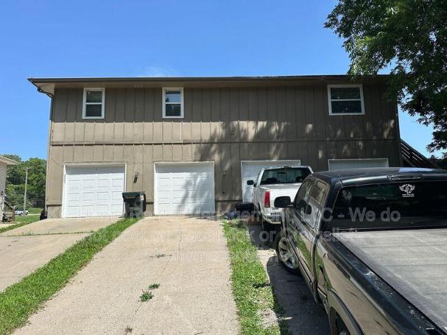 2 Bedroom Home for Rent at 6333 N Wyandotte St, Gladstone, MO 64118