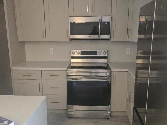 2 Bedroom Home for Rent at 633 S Indian Hill Blvd #D, Claremont, CA 91711 Vista