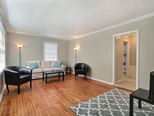 2 Bedroom Home for Rent at 658 E 38th St, Savannah, GA 31401 Midtown