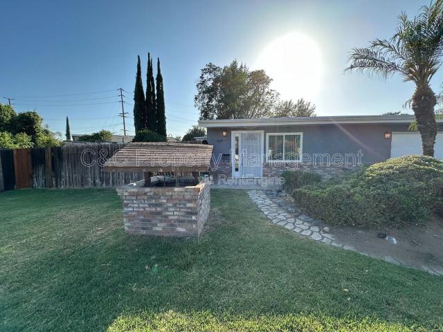 2 Bedroom Home for Rent at 6682 Suzanne Ln, San Bernardino, CA 92404 Pacific