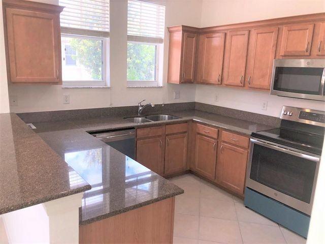 2 Bedroom Home for Rent at 690 Pacific Grove Drive, West Palm Beach, FL 33401