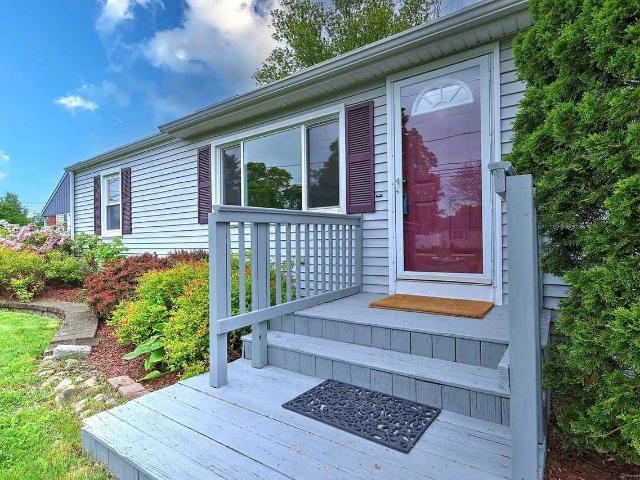 2 Bedroom Home for Rent at 73 Federal St, West Hartford, CT 06110
