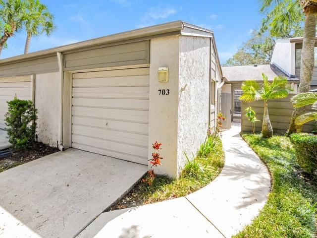 2 Bedroom Home for Rent at 703 Drywood Ave, Fern Park, FL 32730