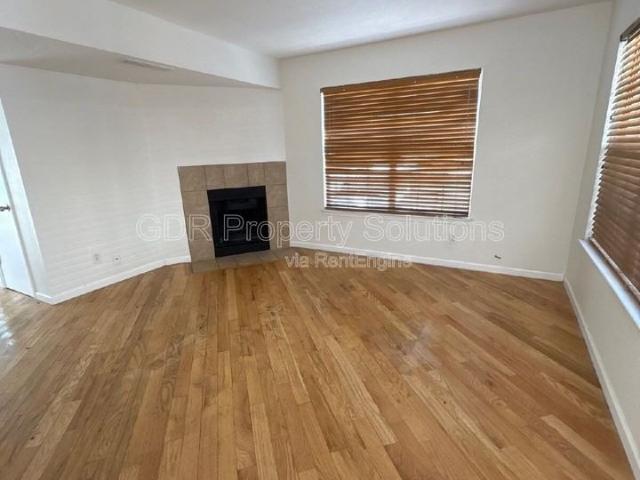 2 Bedroom Home for Rent at 704 Fruit Ave Nw Apt B, Albuquerque, NM 87102 Downtown Albuquerque
