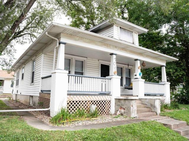 2 Bedroom Home for Rent at 709 E Main St, Urbana, IL 61802
