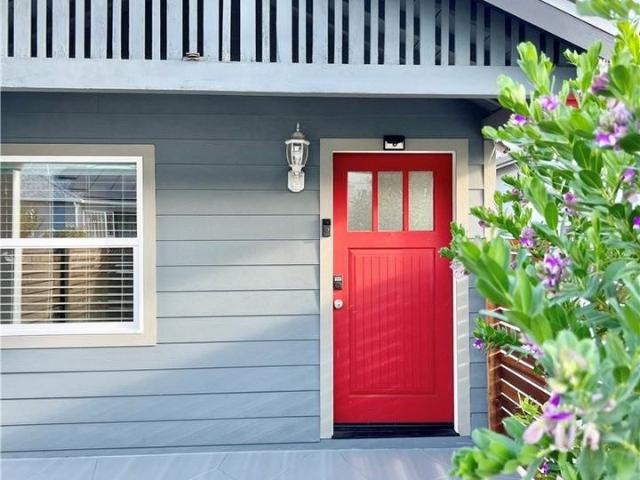 2 Bedroom Home for Rent at 7110 Valmont St, Los Angeles, CA 91042 Sunland Tujunga