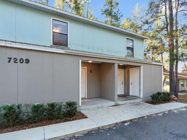 2 Bedroom Home for Rent at 7209 Sw 45th Pl, Gainesville, FL 32608