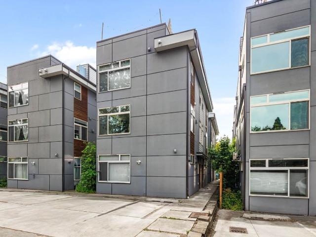 2 Bedroom Home for Rent at 724A Martin Luther King Jr Way, Seattle, WA 98122 Madrona