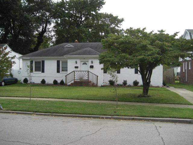 2 Bedroom Home for Rent at 725B Carolina Ave #B, Norfolk, VA 23508 Colonial Place Riverview