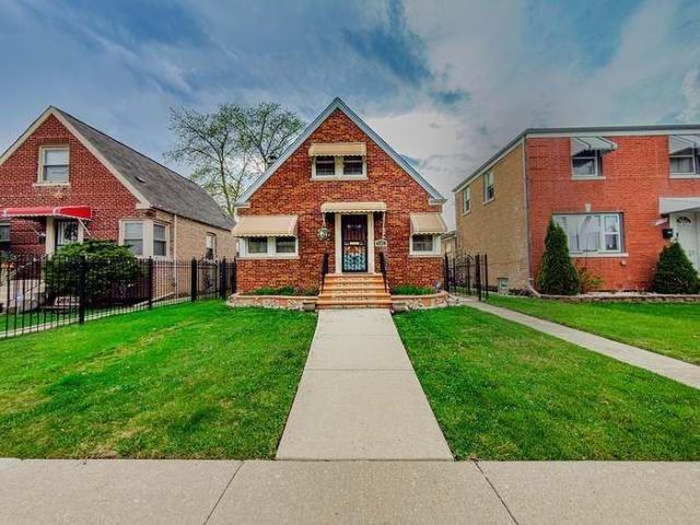 2 Bedroom Home for Rent at 7328 S Albany Ave, Chicago, IL 60629 Chicago Lawn