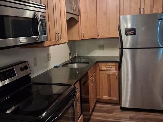 2 Bedroom Home for Rent at 74 Barrett St, Northampton, MA 01060