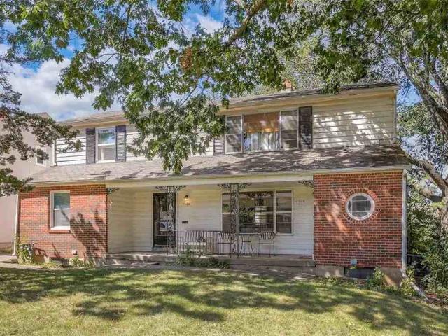 2 Bedroom Home for Rent at 7524 Baltimore Ave #NA, Kansas City, MO 64114 Waldo