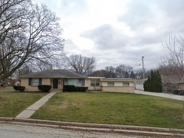 2 Bedroom Home for Rent at 7803 W Cleveland Ave #1, West Allis, WI 53219
