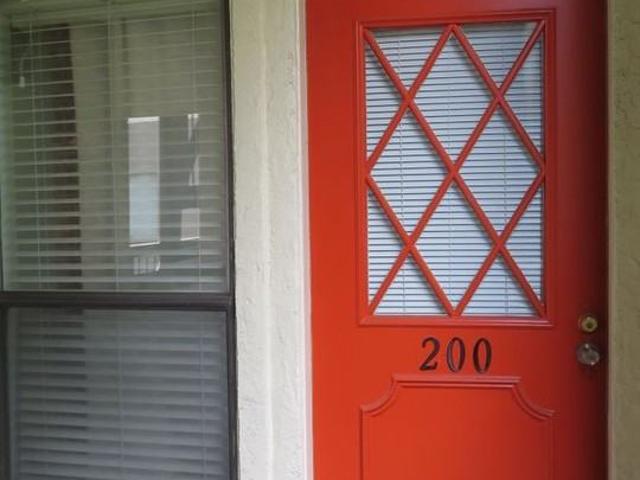 2 Bedroom Home for Rent at 806 W 24th St #200, Austin, TX 78705 West University