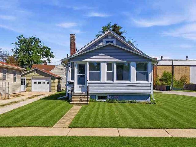 2 Bedroom Home for Rent at 809 West Park Avenue, Aurora, IL 60506 Blackhawk