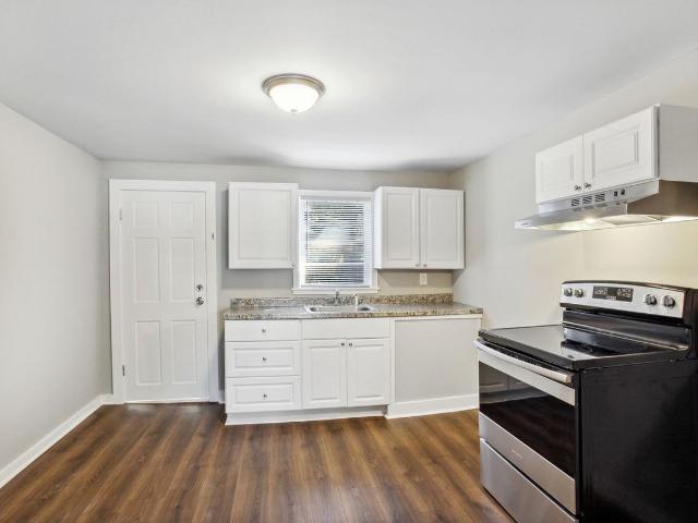 2 Bedroom Home for Rent at 817 W 44th St, Savannah, GA 31405 Cann Park