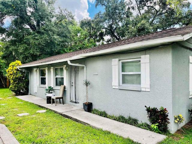 2 Bedroom Home for Rent at 8215 N Klondyke St #B, Tampa, FL 33604 Sulphur Springs