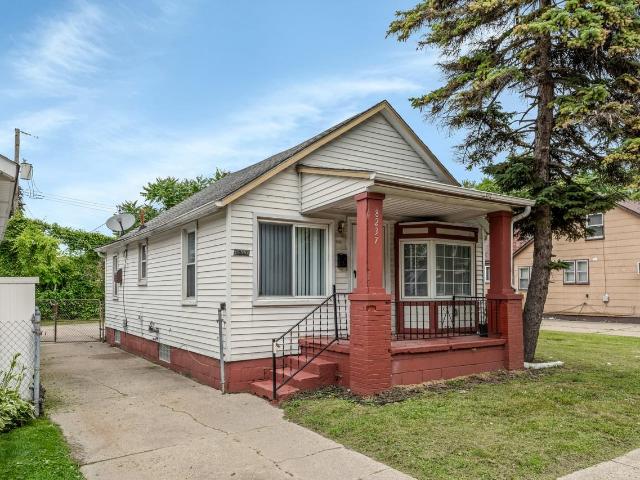 2 Bedroom Home for Rent at 8237 Jackson Ave, Warren, MI 48089 Southeast Warren