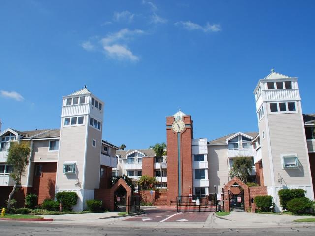 2 Bedroom Home for Rent at 875 S B St, Oxnard, CA 93030 Downtown Oxnard