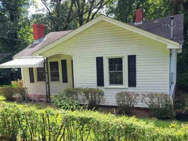 2 Bedroom Home for Rent at 900 E 4th Ave, Gastonia, NC 28054