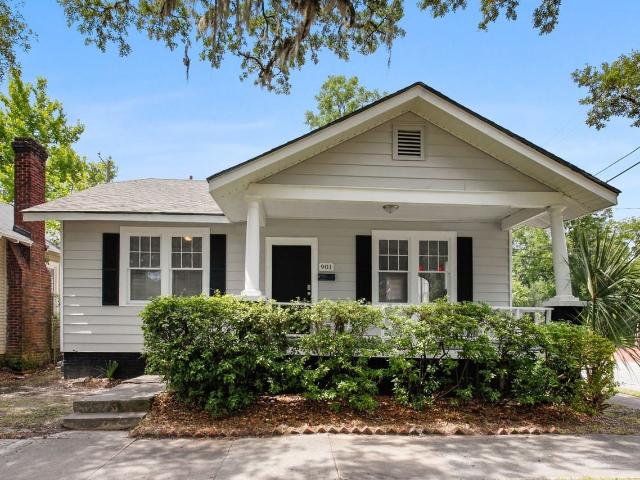 2 Bedroom Home for Rent at 901 E 37th St, Savannah, GA 31401 Midtown
