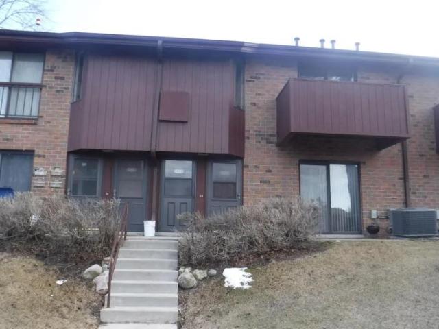 2 Bedroom Home for Rent at 9020 N Park Plaza Ct #1, Brown Deer, WI 53223