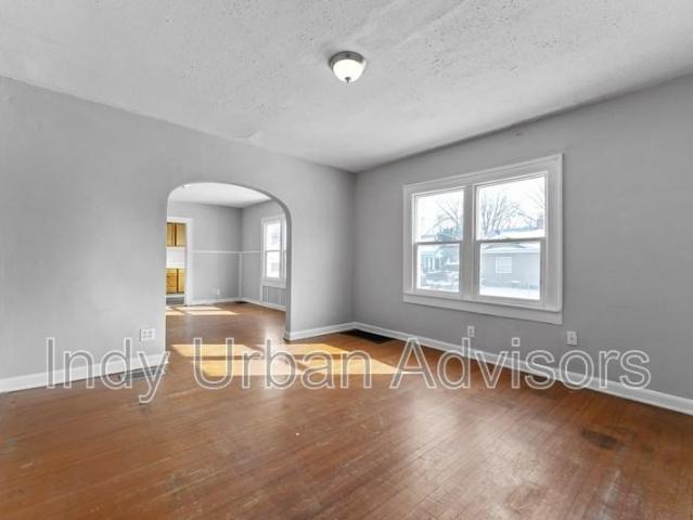 2 Bedroom Home for Rent at 903 N Tuxedo St, Indianapolis, IN 46201 Near Eastside