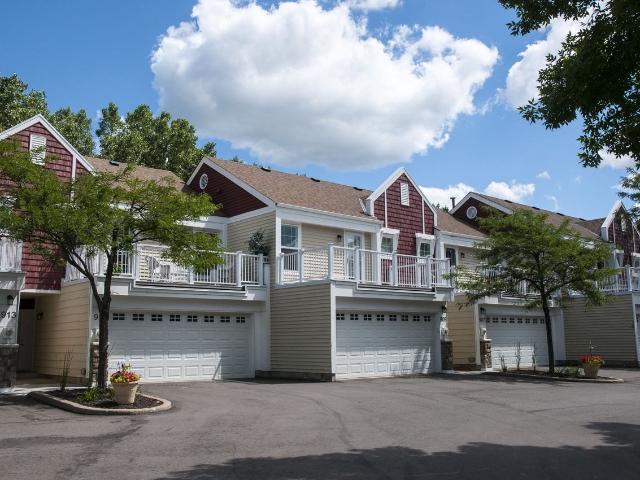 2 Bedroom Home for Rent at 909 Wescott Sq #909, Eagan, MN 55123