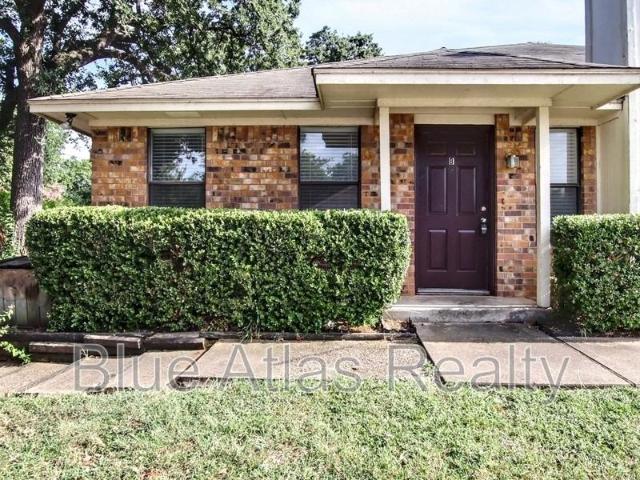 2 Bedroom Home for Rent at 916 Hilltop Dr #B, Irving, TX 75060