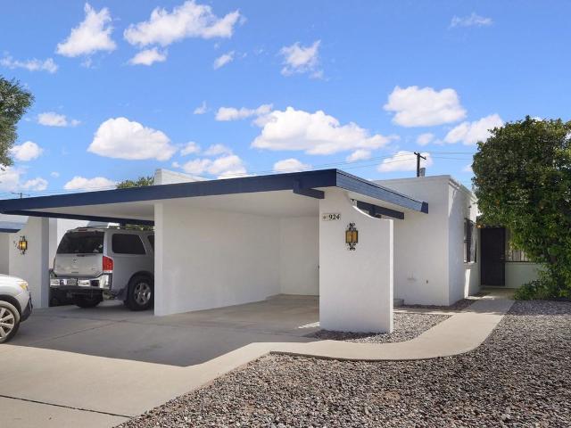 2 Bedroom Home for Rent at 924 N Venice Ave, Tucson, AZ 85711