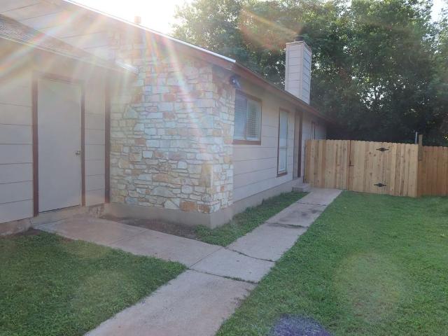 2 Bedroom Home for Rent at 9607 Aberdeen Way, Austin, TX 78753 Windsor Hills