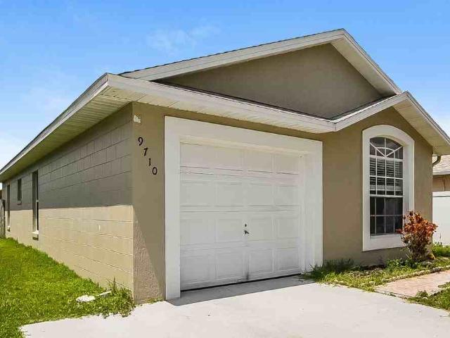 2 Bedroom Home for Rent at 9710 Red Clover Avenue, Orlando, FL 32824 Boggy Creek