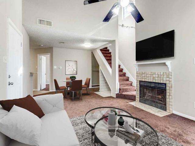 2 Bedroom Home for Rent at 9833 Walnut St, Dallas, TX 75243