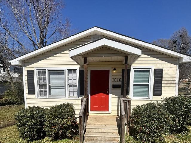 2 Bedroom Home for Rent at 1010 W 5th Ave, Gastonia, NC 28052