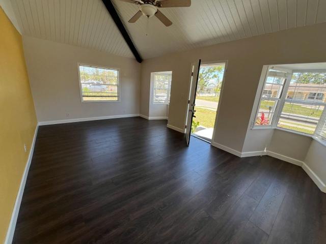 2 Bedroom Home for Rent at 1025 11th Ave W, Palmetto, FL 34221 Palmetto