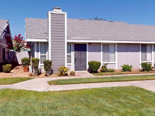 2 Bedroom Home for Rent at 1027 W Dakota Ave, Fresno, CA 93705